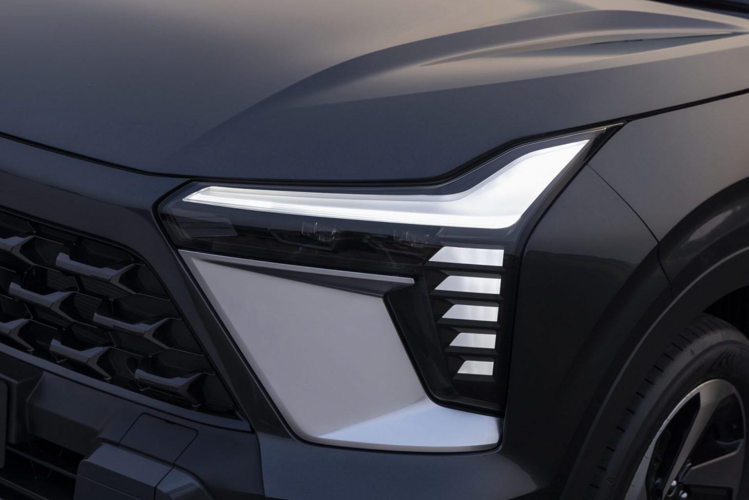 MITSUBISHI MOTORS RA MẮT TOÀN CẦU MẪU XE XFORCE HOÀN TOÀN MỚI TẠI ...