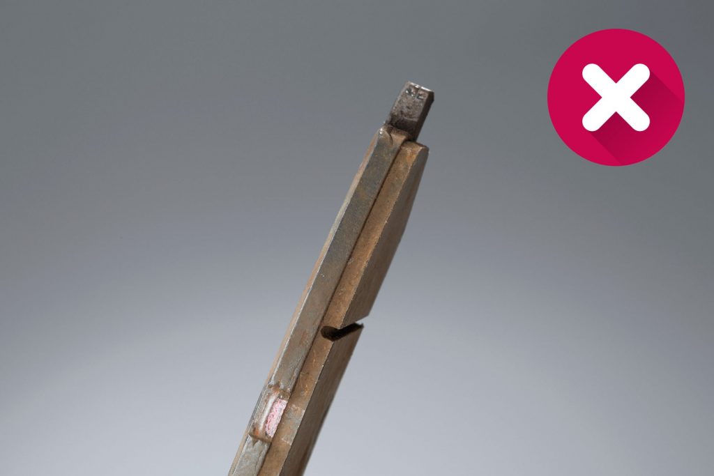 WHEN SHOULD YOU REPLACE YOUR CAR’S BRAKE PADS? SIGNS AND RELIABLE ...